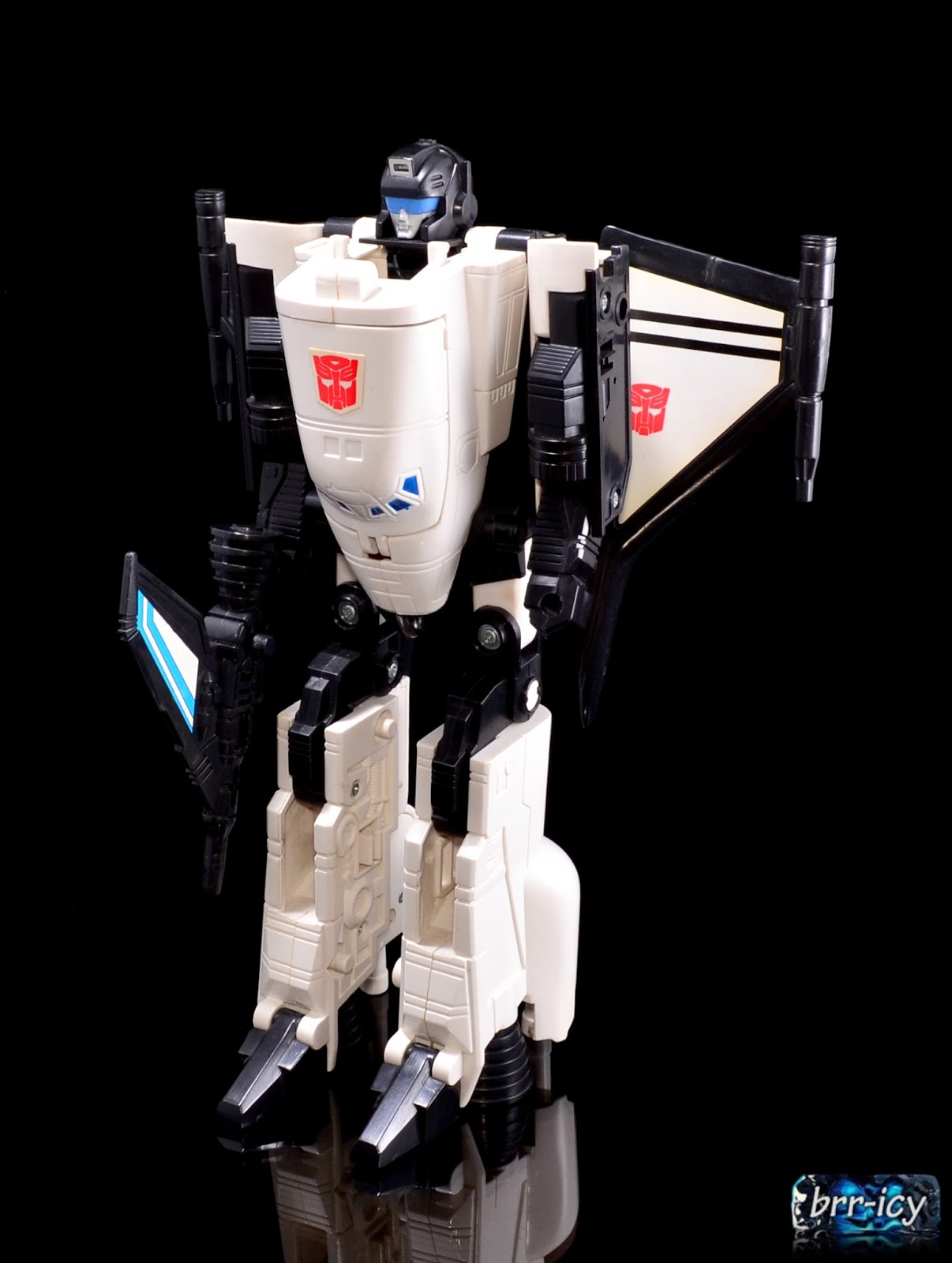 Brr-icy's Transformers Reviews: Victory/Zone Galaxy Shuttle