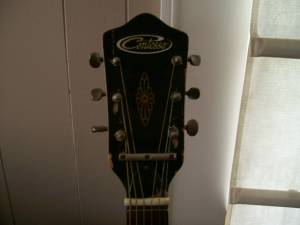 Craigslist Vintage Guitar Hunt: Hohner Contessa acoustic Dreadnaught in ...