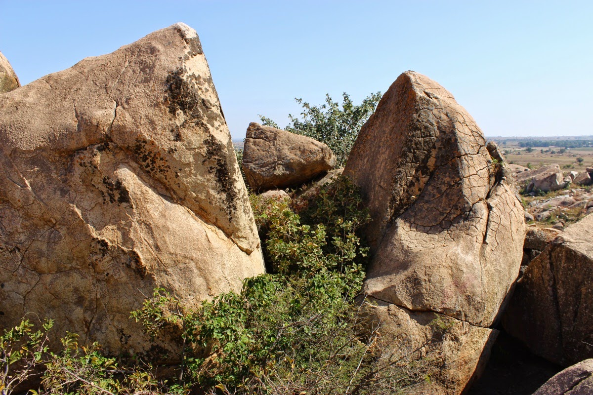 Journeys across Karnataka: Jogikallu Kote