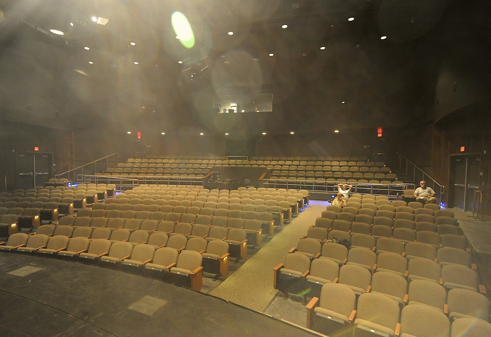 Antelope Valley College Blog: Meaure R, AVC, and 1,000 Magic Hours