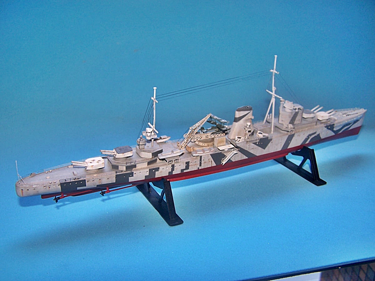 maquetas-sario: HMS AJAX AIRFIX 1/700 CON FOTOGRABADOS DE WHITE ENSIGN ...