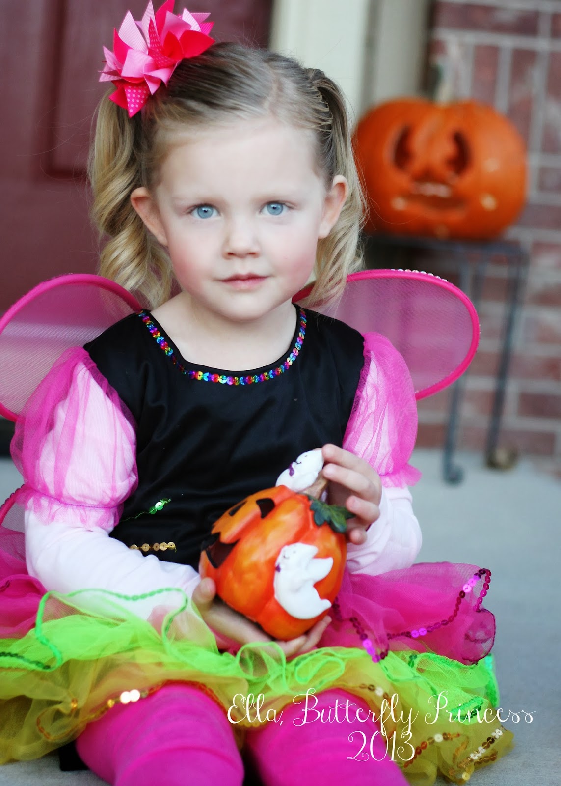 Party Of Five: Masquerade {Halloween Costumes}