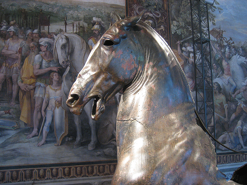 AAA ACCADEMIA AFFAMATI AFFANNATI: Il pavimento lustra; mani, tazze ...