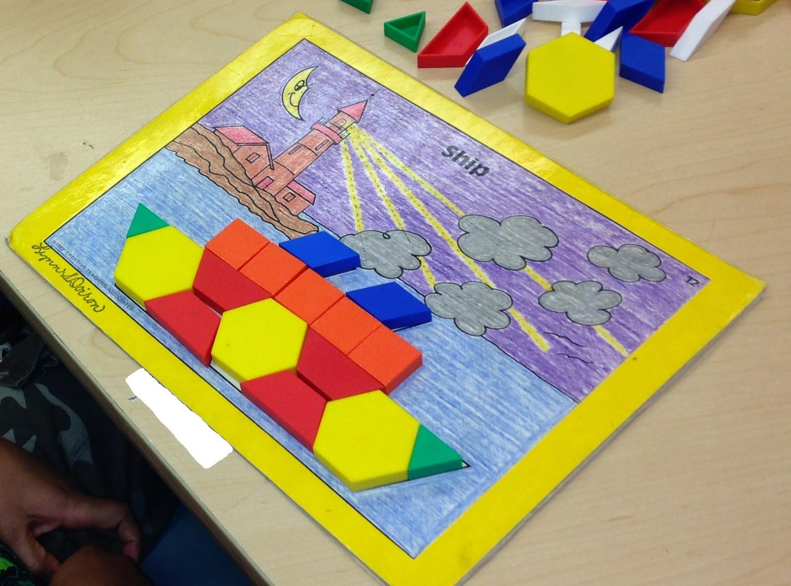 Mrs. Doiron's Kindergarten Class: Math Centers ~ Shapes