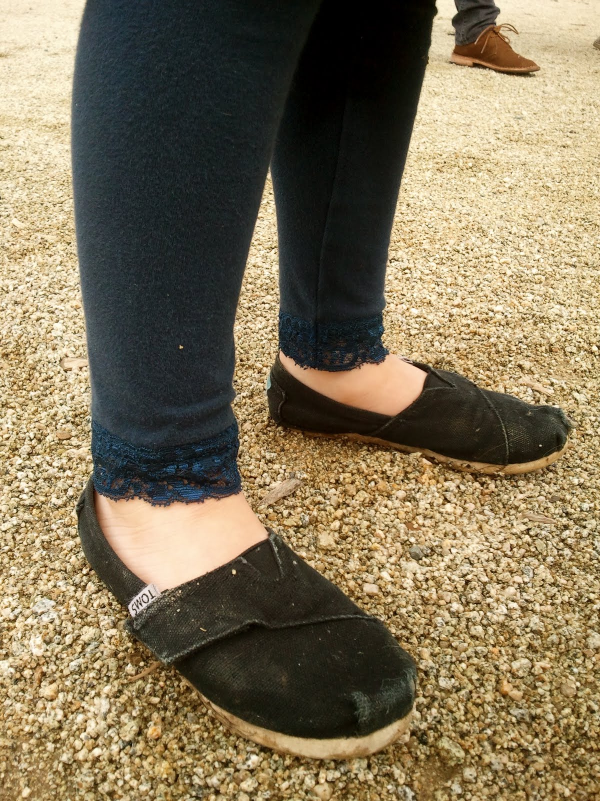Street Style SACRAMENTO: On the Steet: Tiny Tot in her tiny Toms