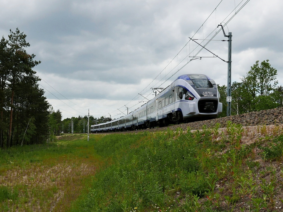 ED161 na rembertowskim odcinku linii kolejowej nr 449 | Torowy