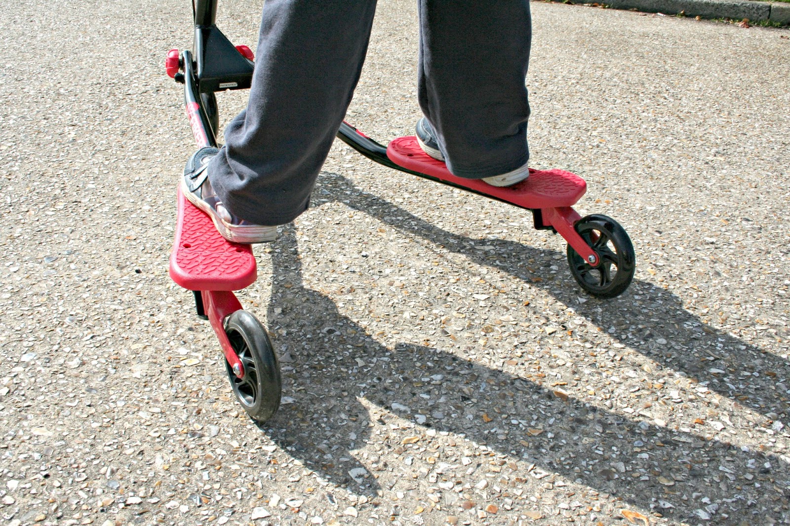 Review: Y-Volution Flicker