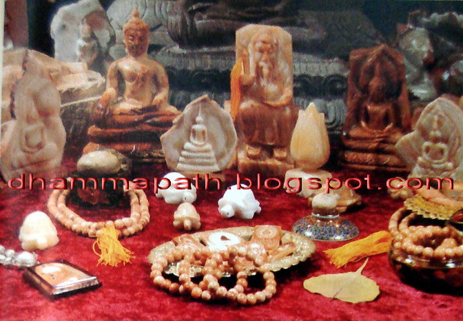 Dhamma Path Blog: Khao Sam Roi Yod ~ Amazing Arahant Relic Stone With ...