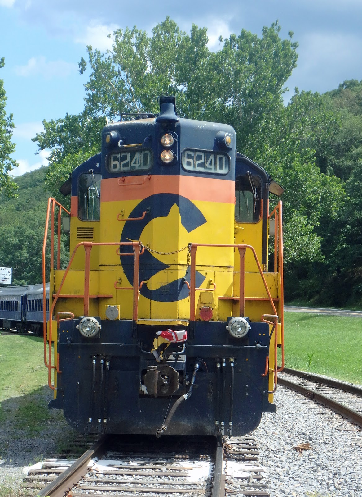 Rails & Trails: Potomac Eagle Scenic Railroad 2017
