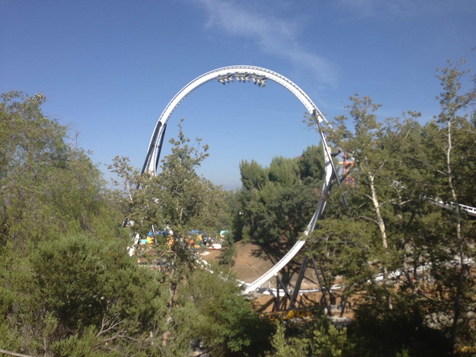 Ride Review of Full Throttle at Six Flags Magic Mountain with HD Video