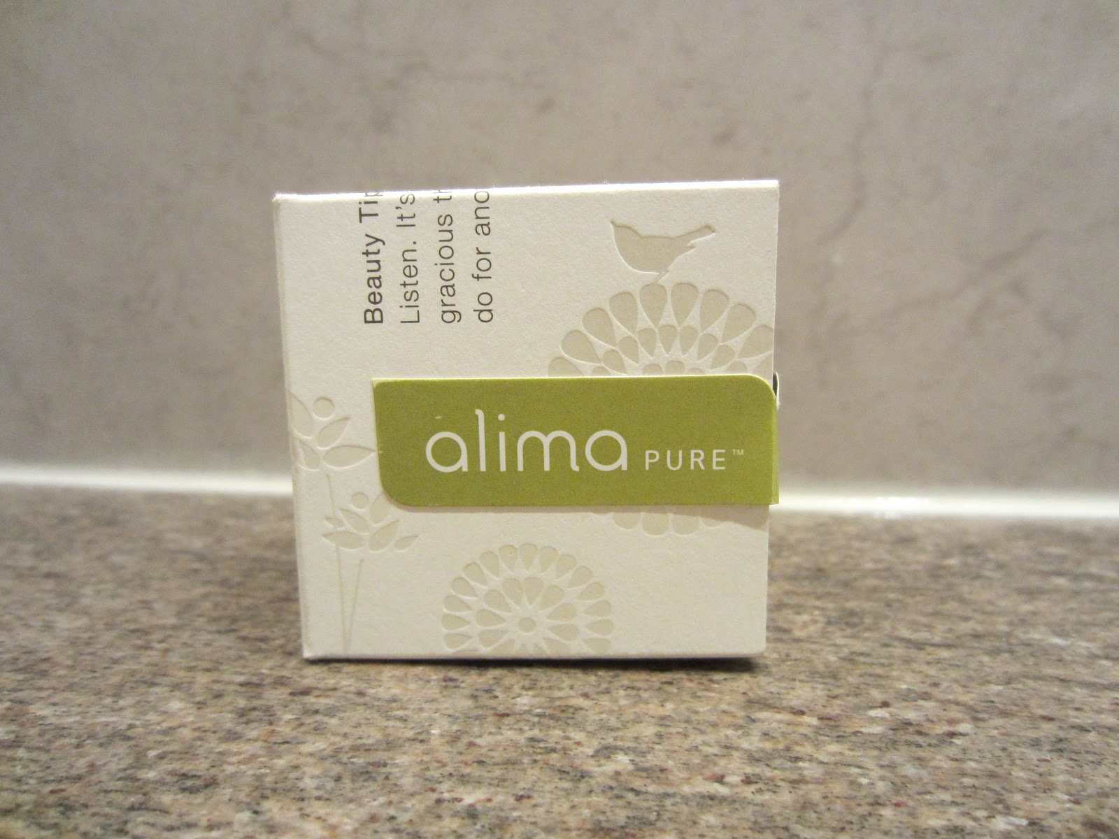 Live It, Love It, Green It: Alima Pure Foundation in Warm 2 Review