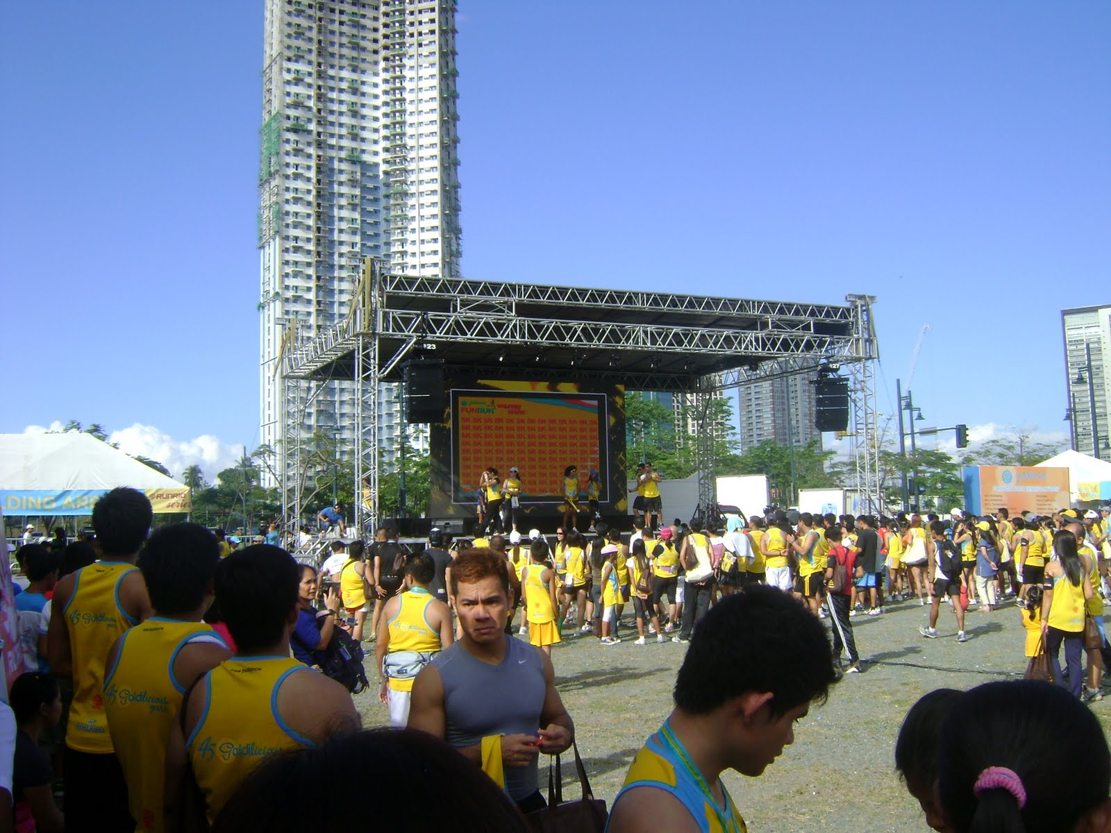 Journey To Life: Goldilocks 45th Anniversary Run Race Day Pics