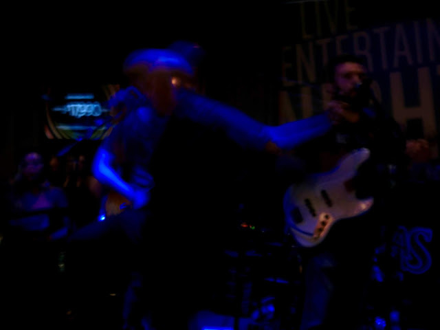 Nau speak: Vegas: Buzzed bands and blurry nights