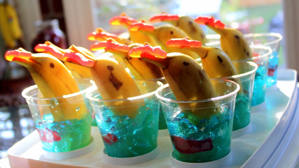 52 Ways to Cook: Banana Dolphins in Jell-O - 52 Snacks for Children's ...