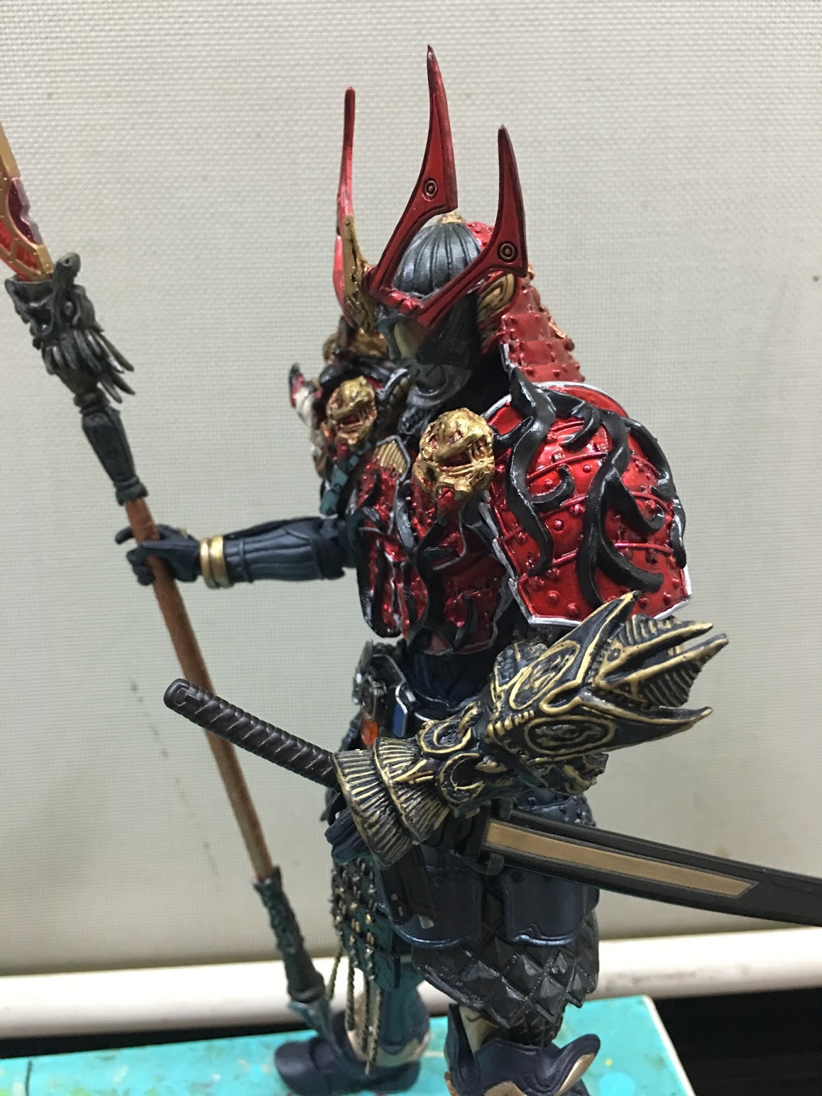 Kamen Rider World: Custom SIC Dark Gaim :D