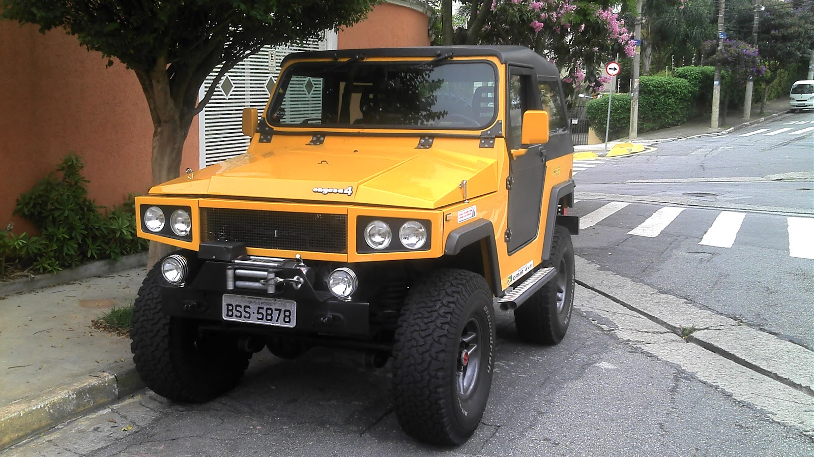 Henry Mobile Blog: Jeep Engesa 4
