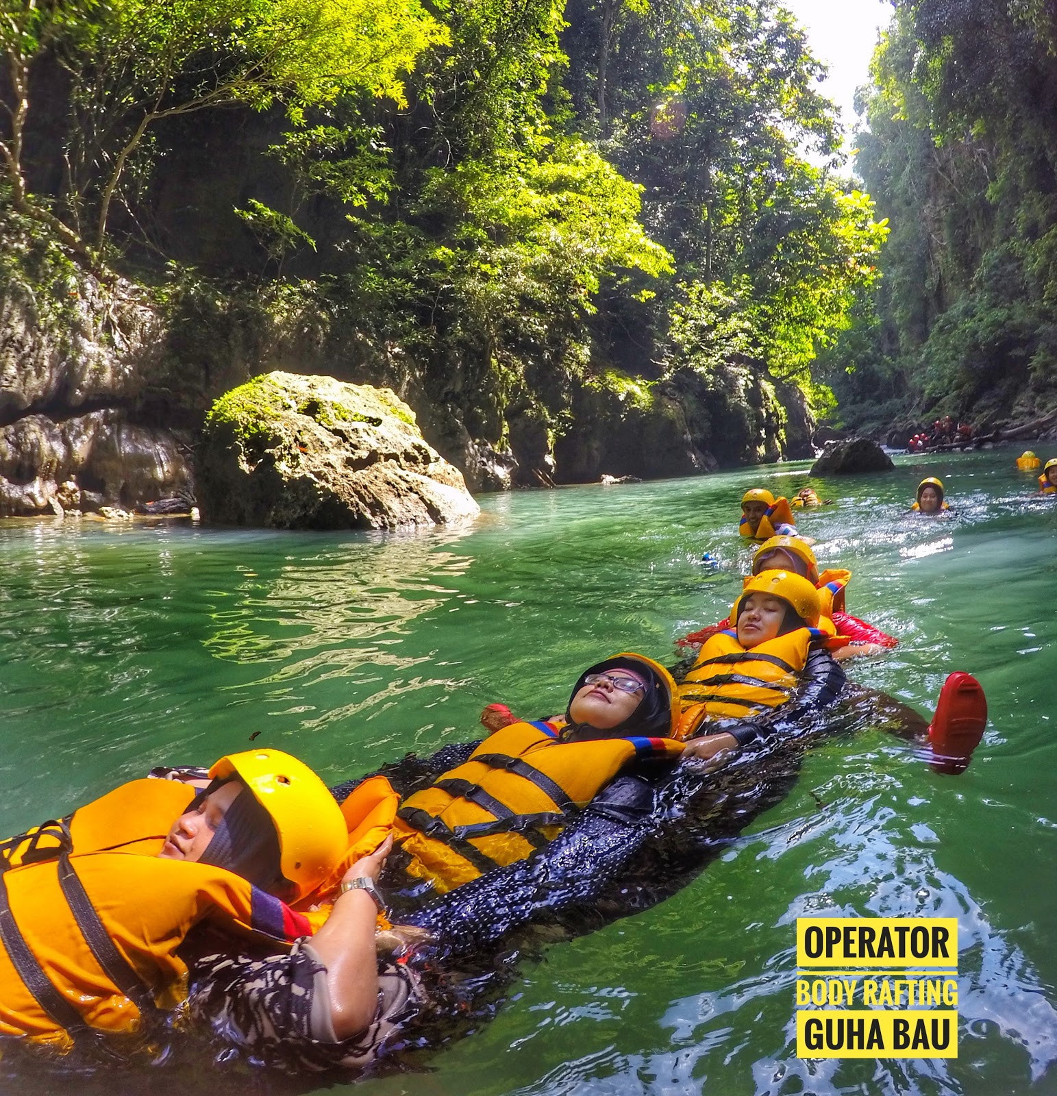 Galeri Foto Body Rafting Green Canyon - Operator Body Rafting Guha Bau