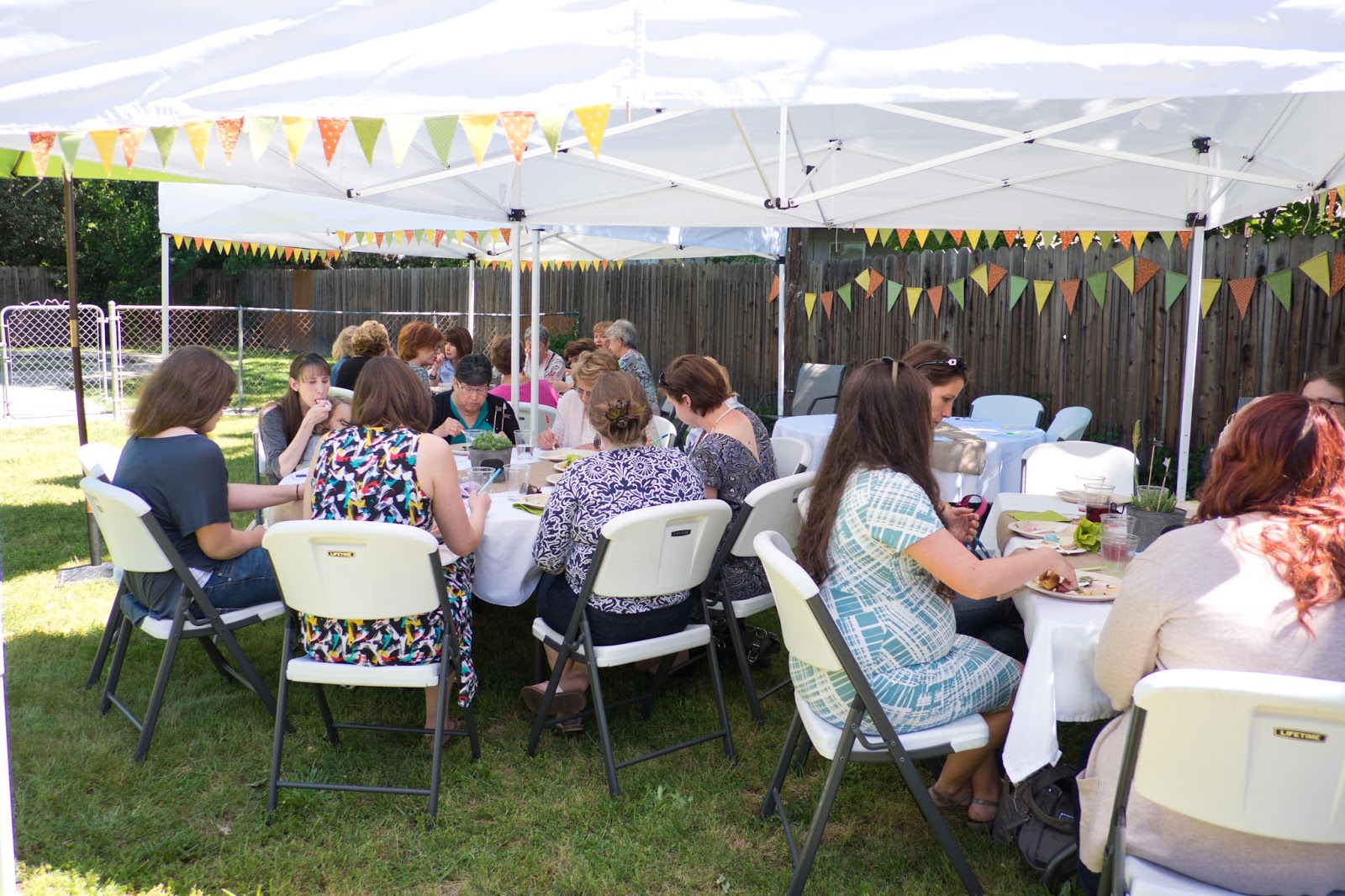 Domestic Fashionista: My Rustic Backyard Baby Shower