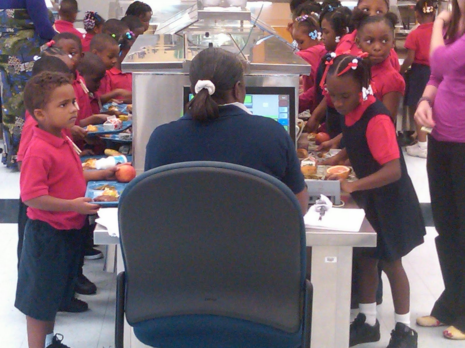 First Lady Dianne Bentley: Scholastic Book Donation: George Hall Elementary