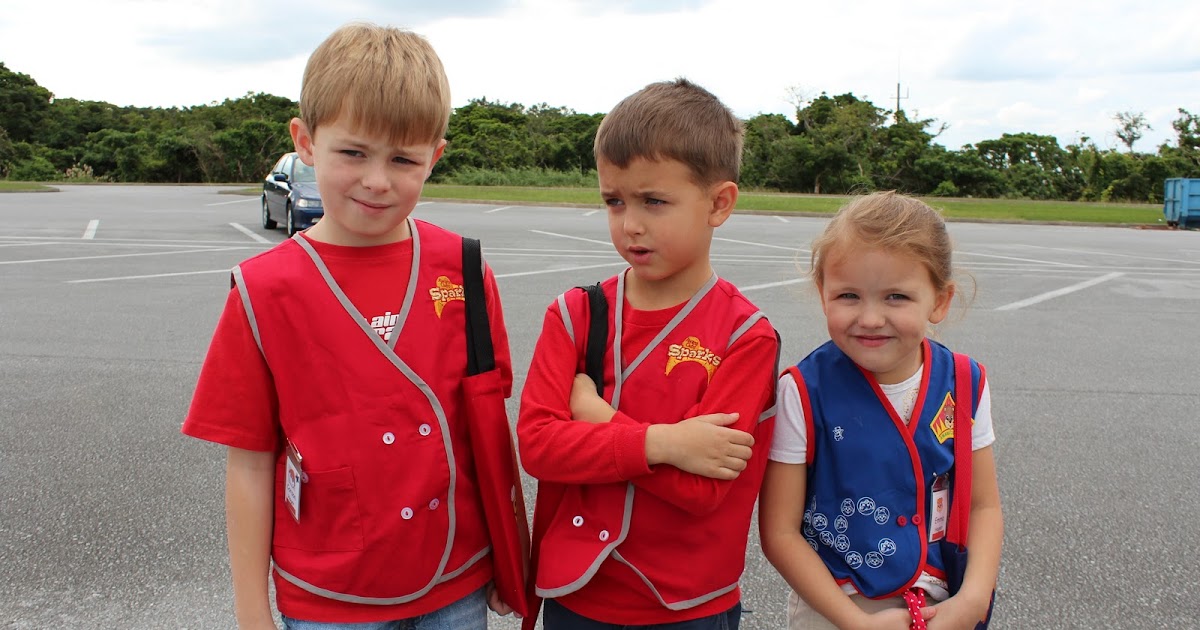 Enjoying Life With 4 Kids: Christmas Celebration at AWANA's