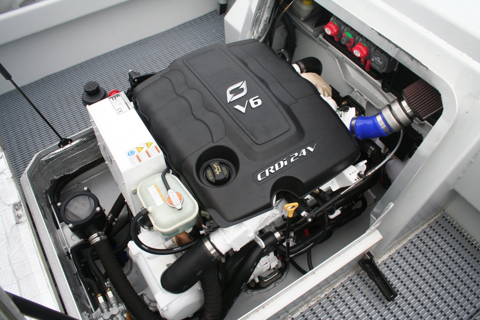 AMF Boats - Alloy Boat Builders: Hyundai SeasAll Sets Performance ...