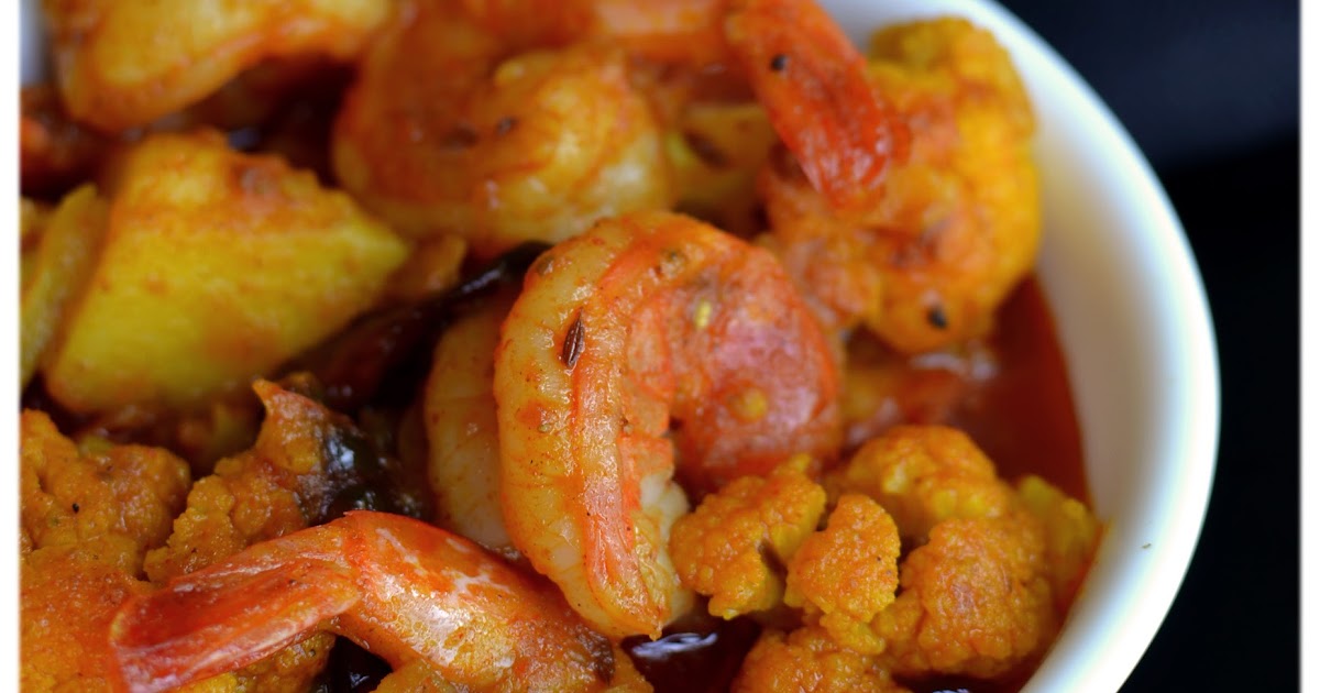 Color and Spices: Chingri-phoolkopi~Cauliflower with shrimps