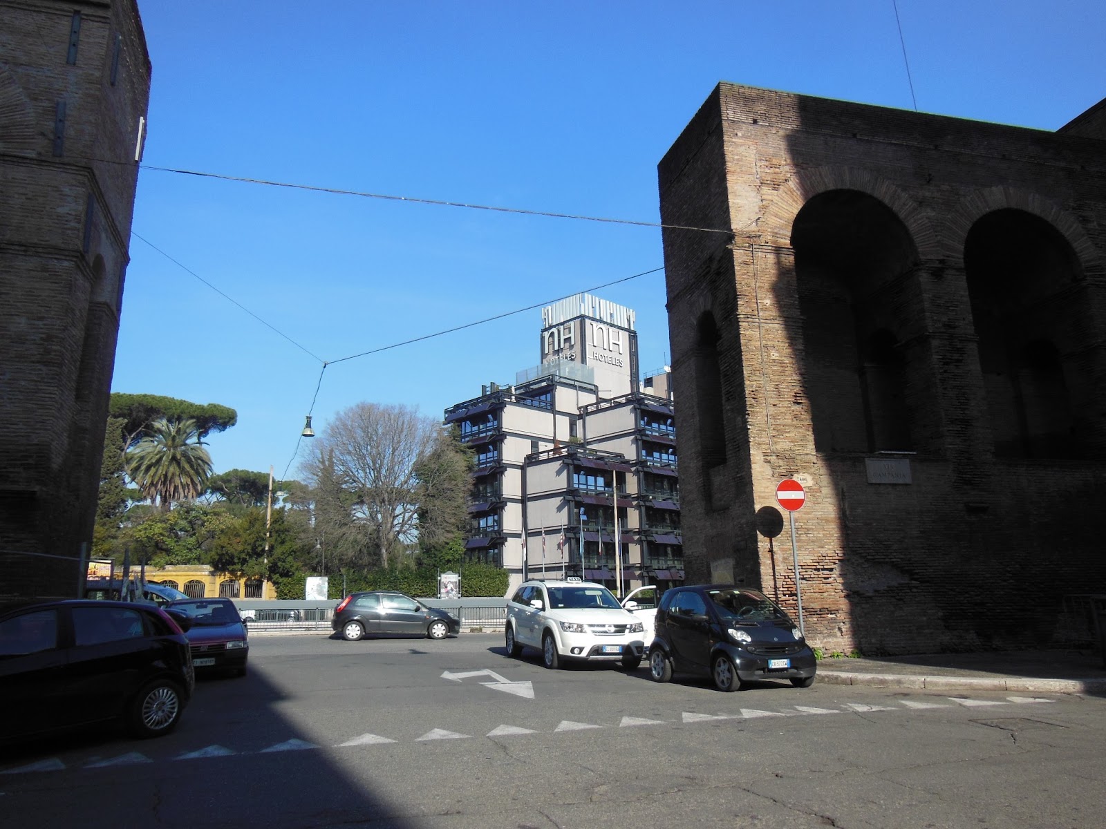 When In Rome: A Walk Around the Aurelian Walls
