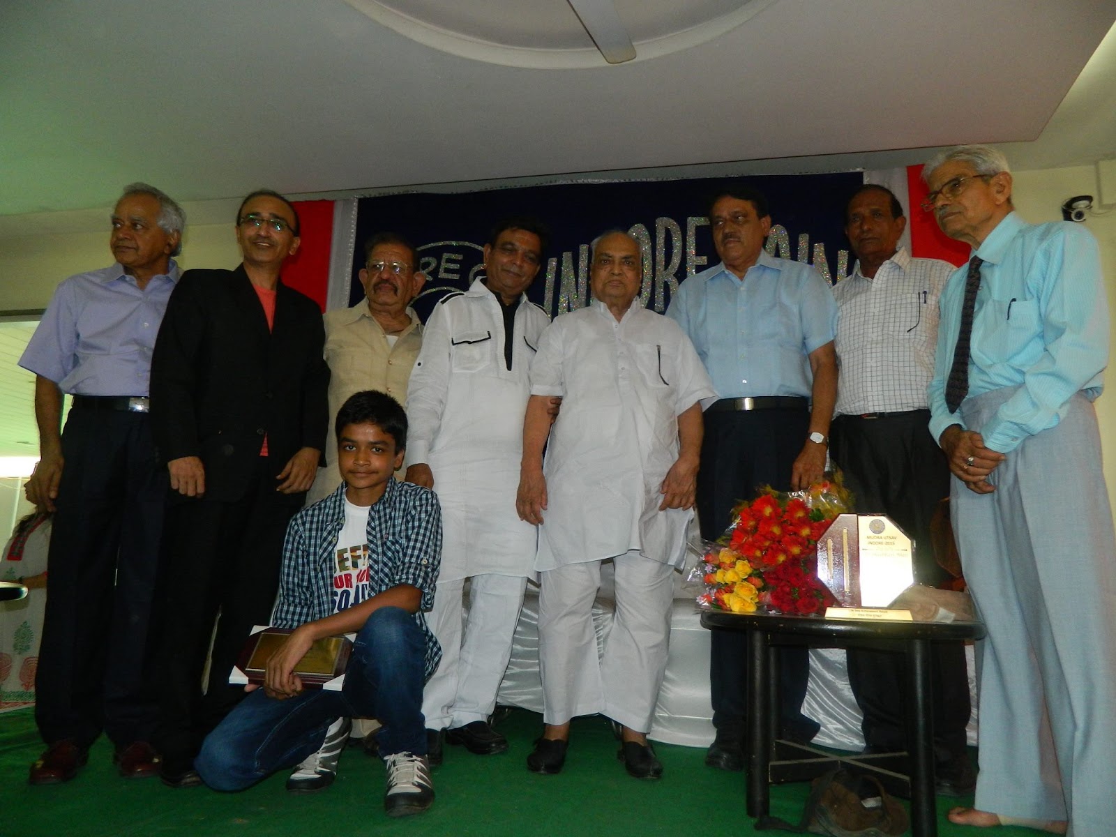 YOUNGNUMIS: Photo Gallery