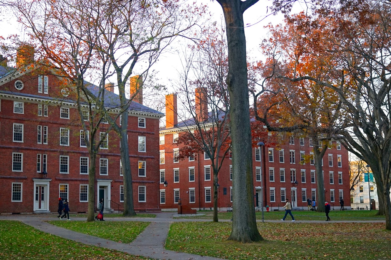 Emtalks: Christmas In Boston