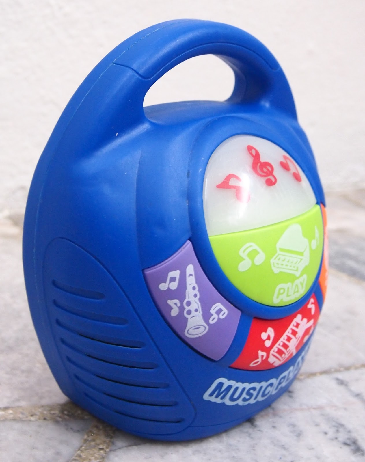 JuaiMurah: My First Music Player