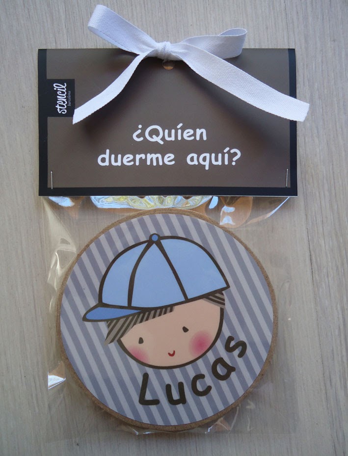 STENCIL BARCELONA: PLACAS PARA PUERTAS