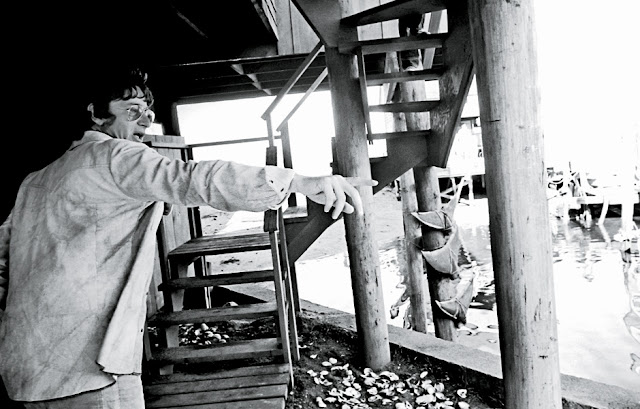 10 Amazing Behind-the-Scenes Photos From the Making of the Film ‘Jaws ...