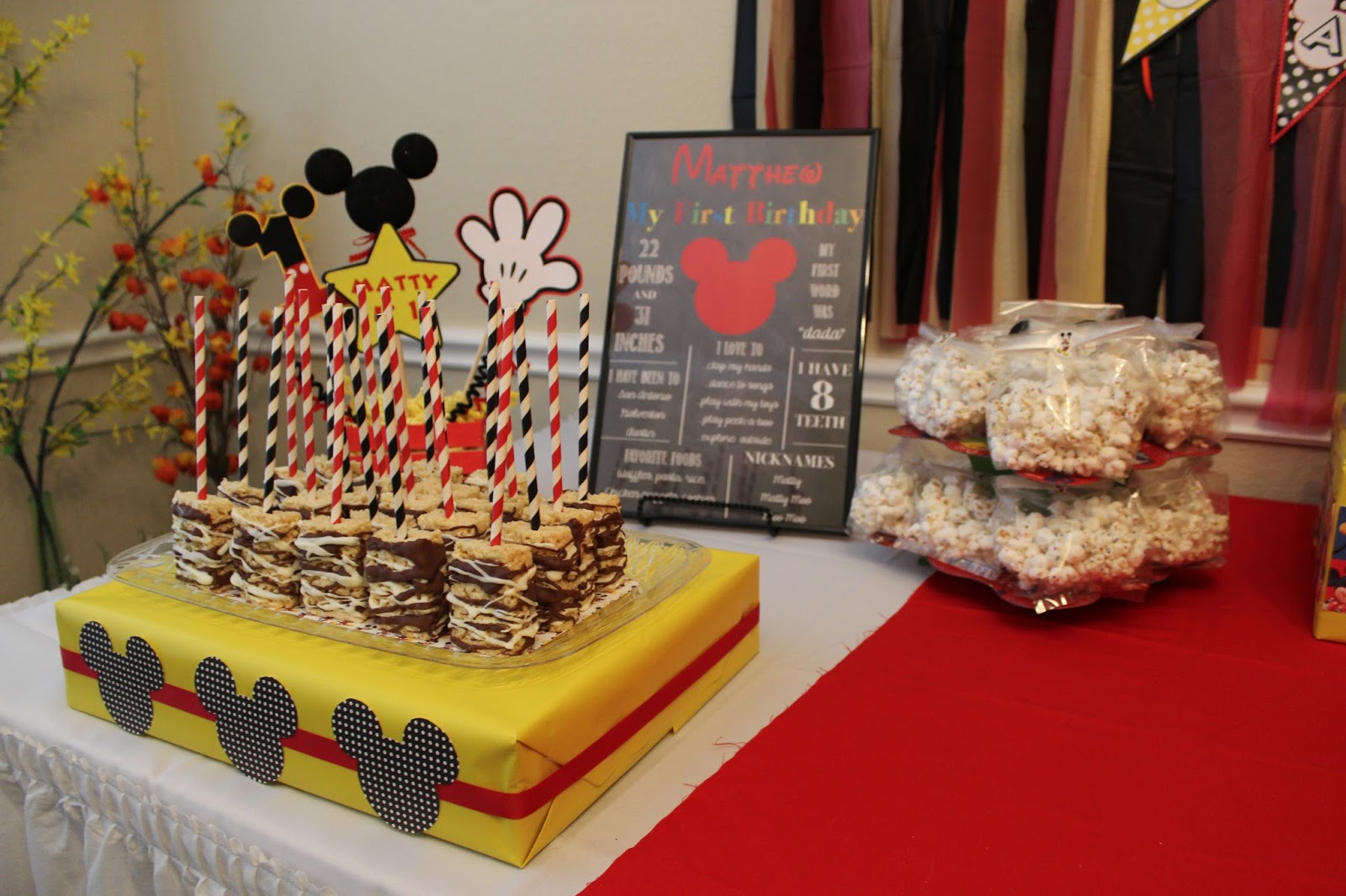 Diy Mickey Mouse Clubhouse