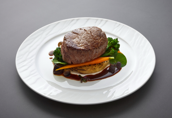 QATAR: Qatar Airways Improves In-Flight Dining Experience - LET'S ...