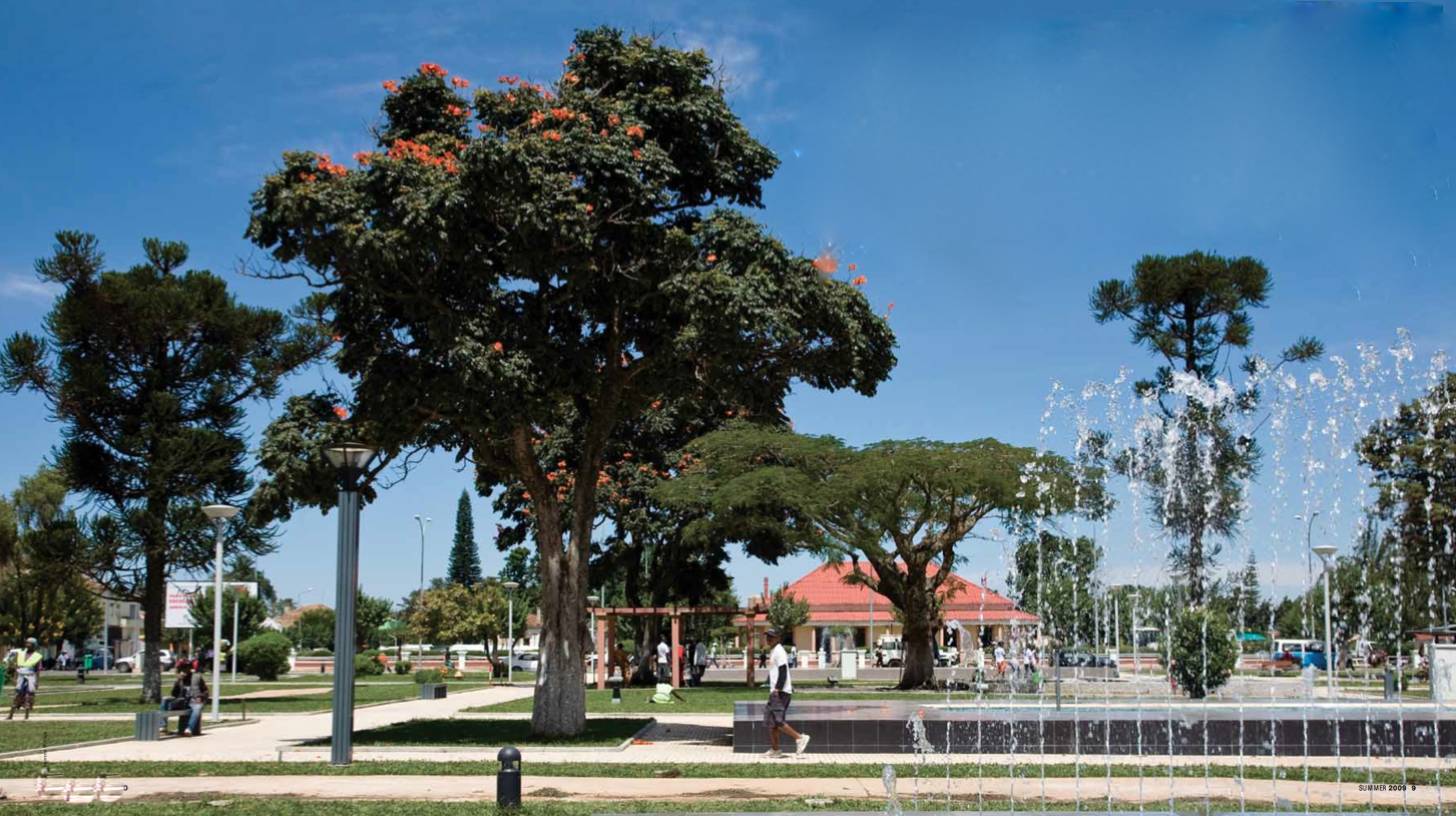 Angola Rising: Historic City Series: Huambo