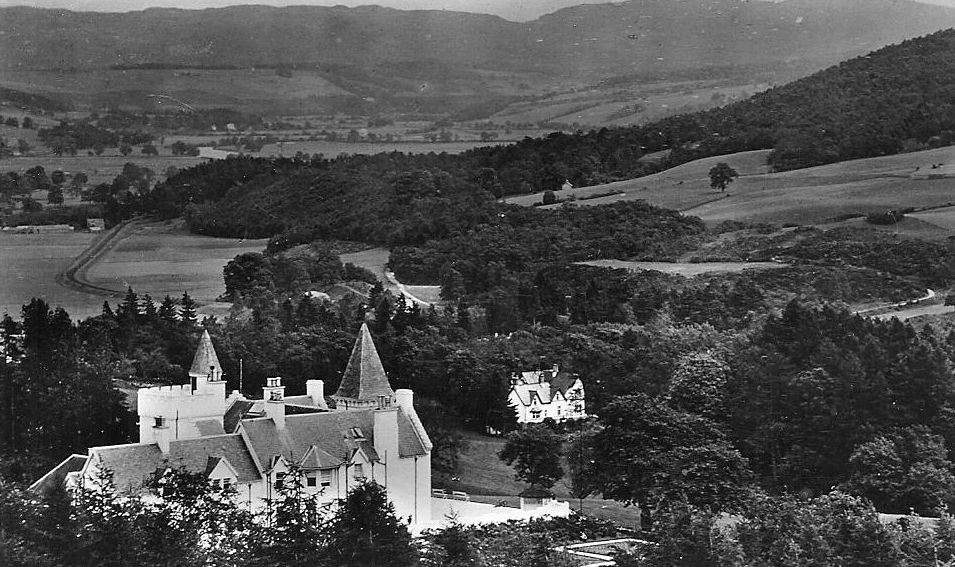 Tour Scotland: Old Photograph Pitcastle House Strathtay Perthshire Scotland