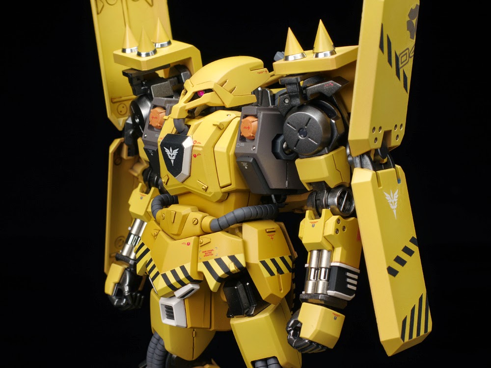 GUNDAM GUY: HGUC 1/144 Schuzrum Galluss - Customized Build