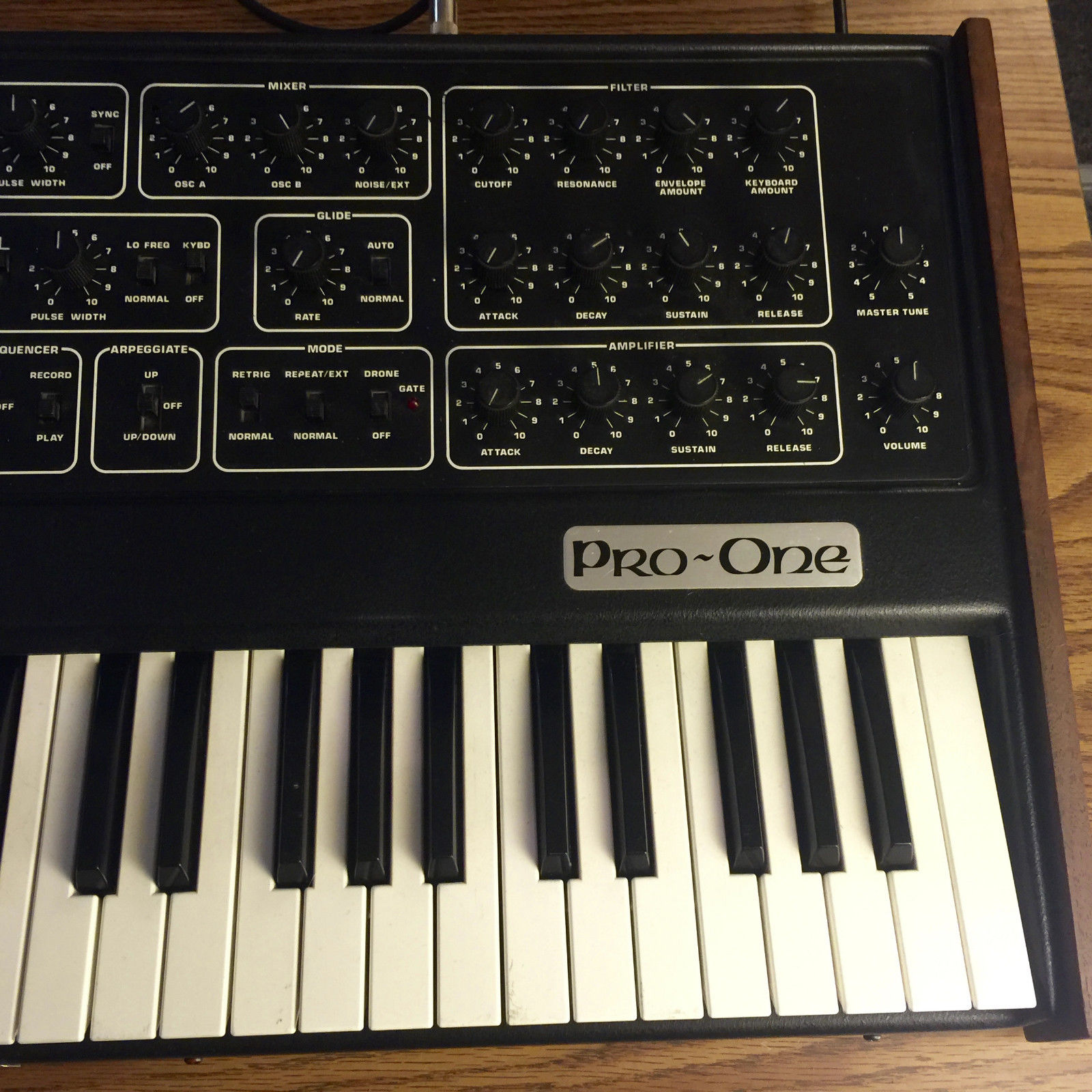 MATRIXSYNTH: Sequential Circuits Pro One SN 2145