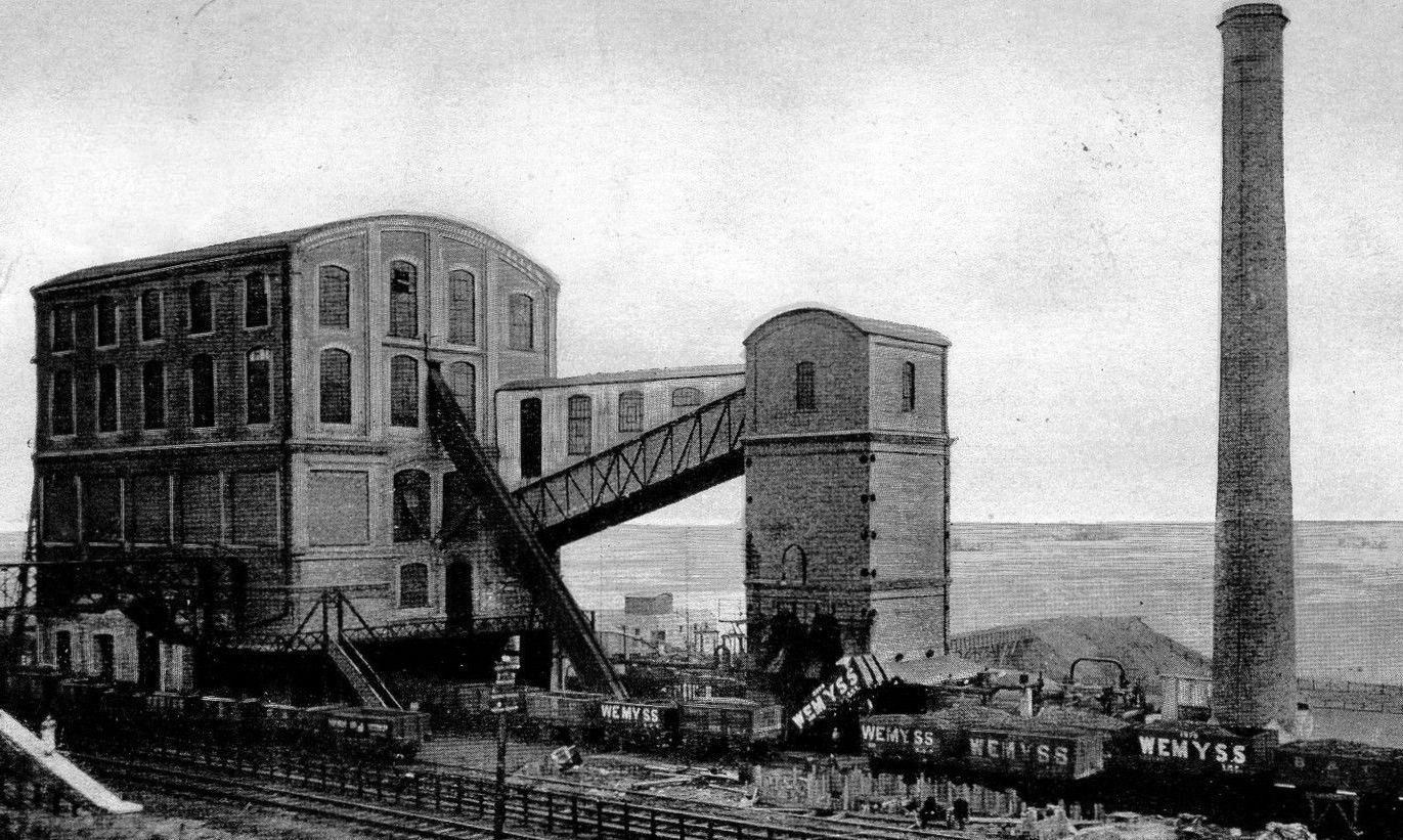 Tour Scotland: Old Photograph Denbeath Colliery Methil Fife Scotland