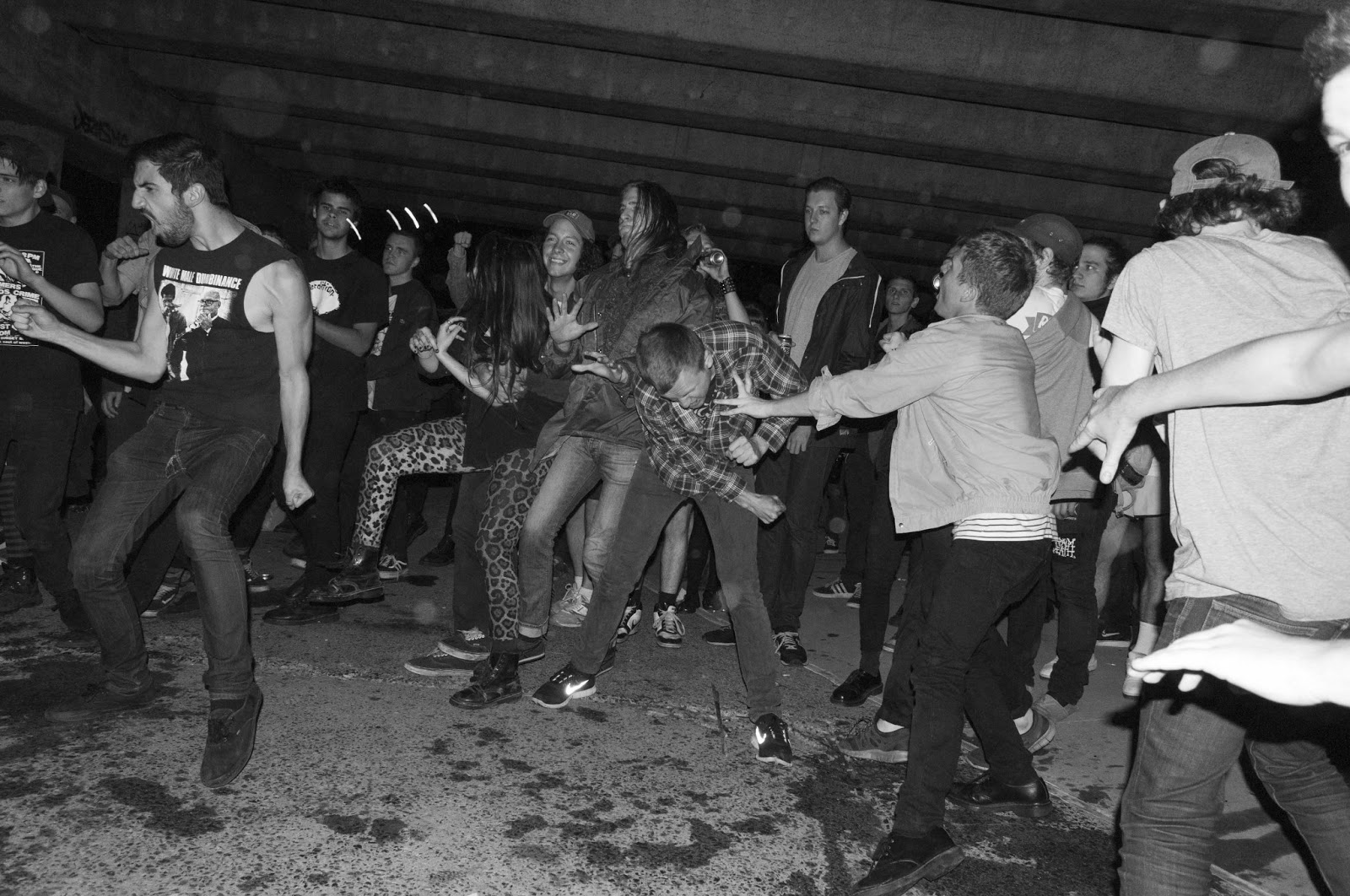 COOL DEATH BLOG: SREAMS FROM THE GUTTER - DRAIN RAVE #1