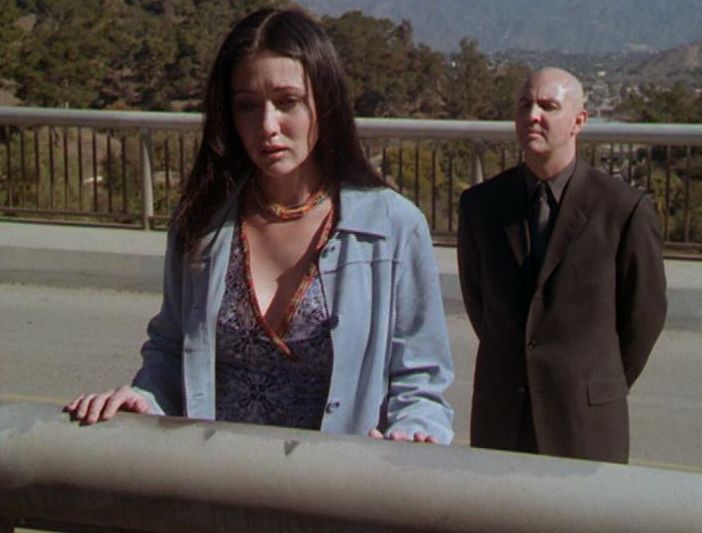 Filming Locations of Chicago and Los Angeles: Charmed: Season 2 ...