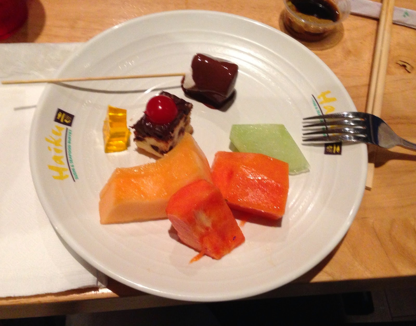 Kitty the Explorer: Review: Haiku Sushi & Seafood Buffet @ Redmond, WA