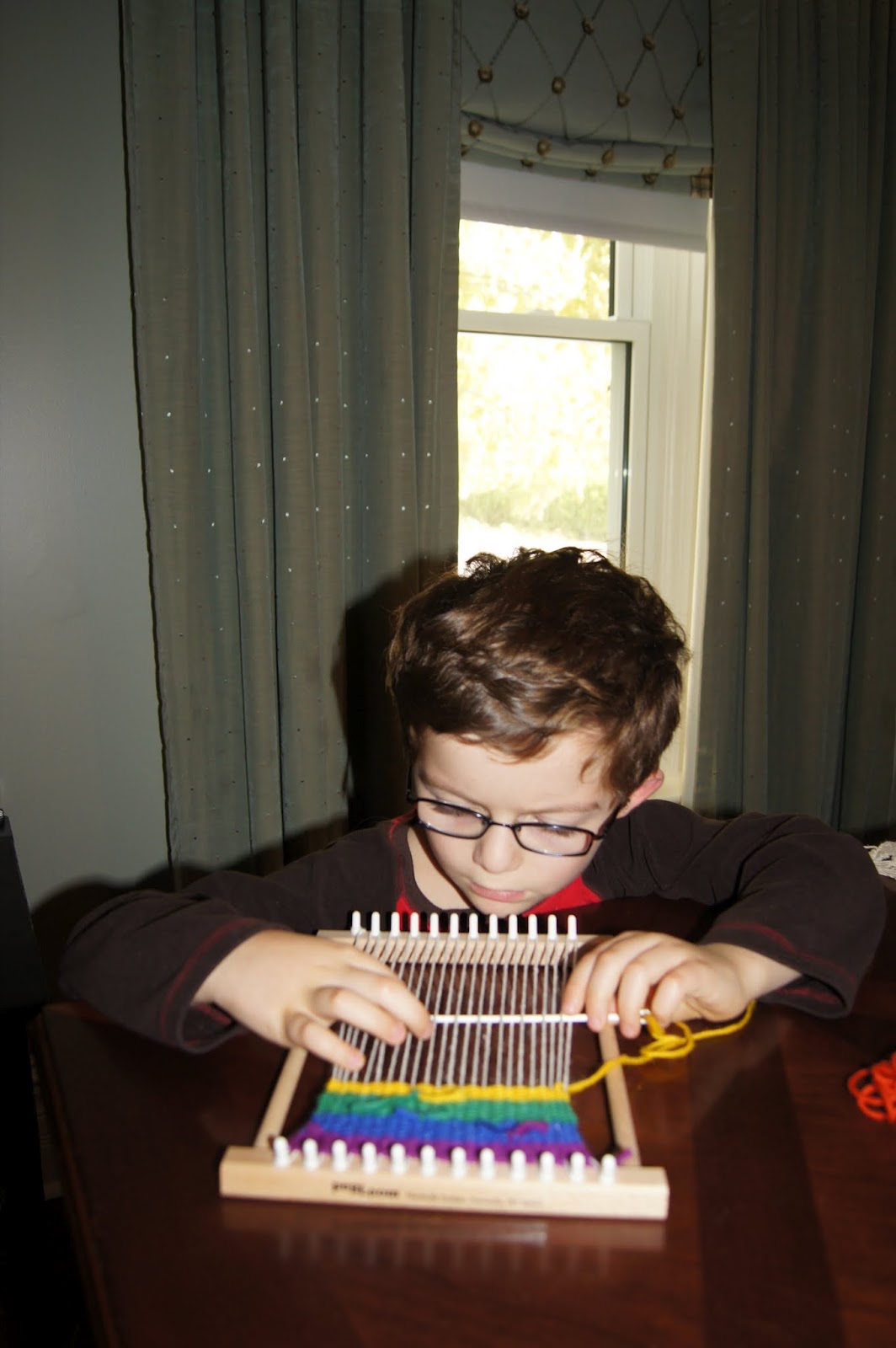 Weaving For Kids, Montessori Practical Life At Home Peg Loom Weaving ...