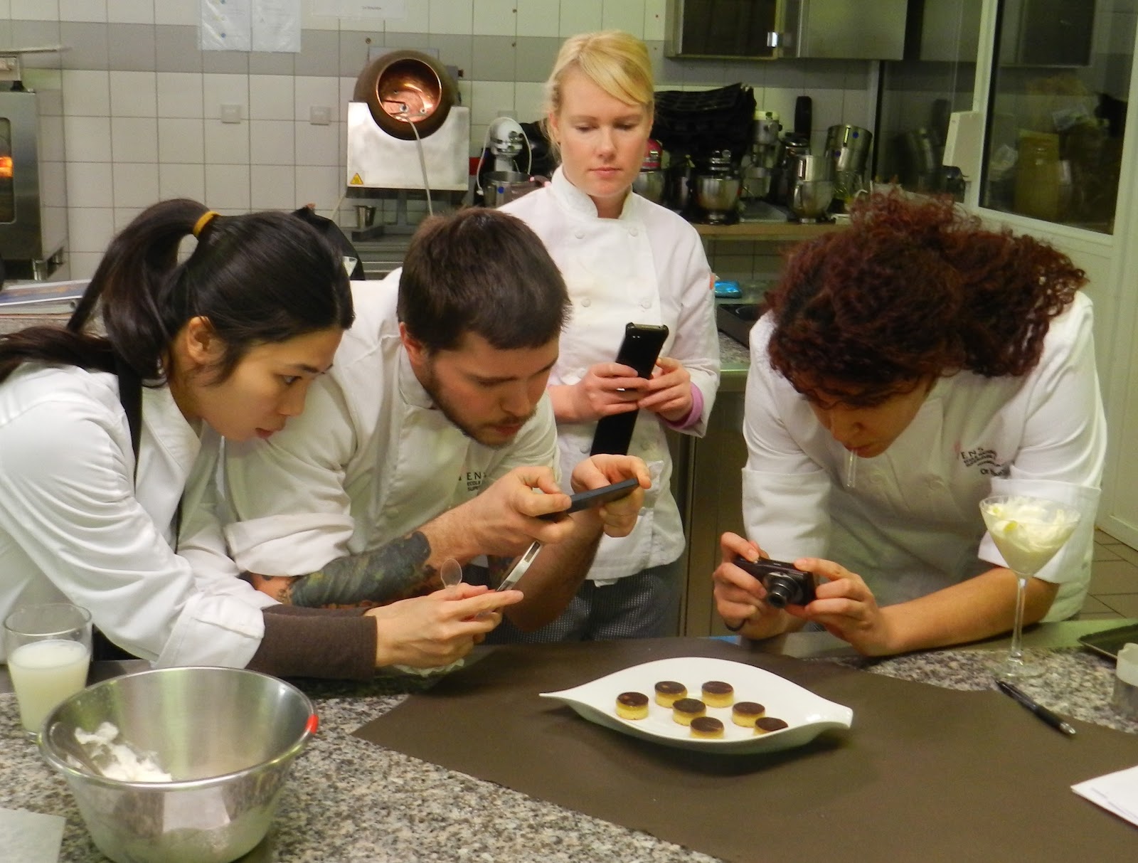 Un Voyage Culinaire: Saturday in the kitchen with Manu