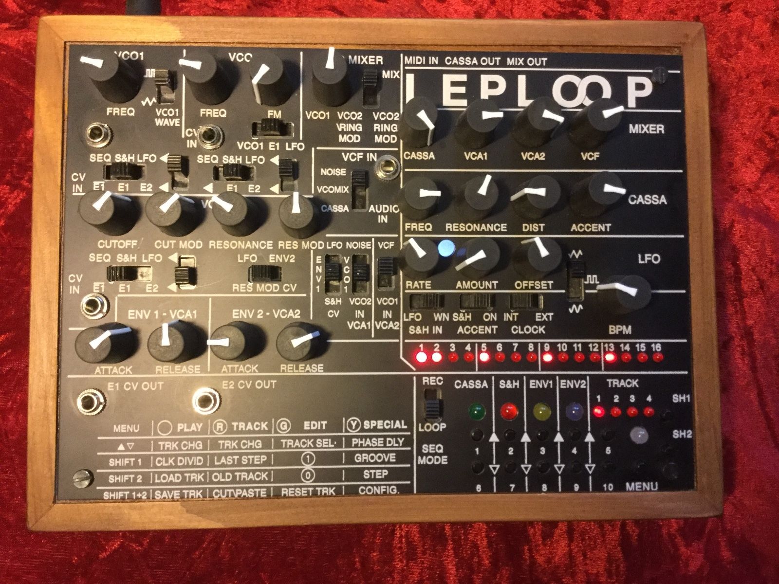 MATRIXSYNTH: LEPLOOP V2 / ANALOG GROOVE-BOX / SYNTHESIZER