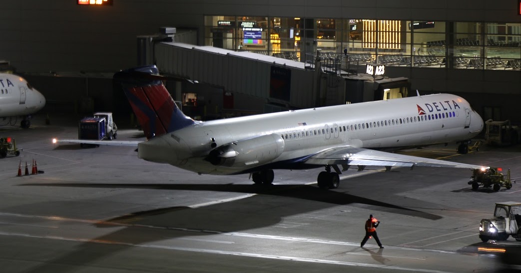 Michigan Exposures: Night Time Plane Shots