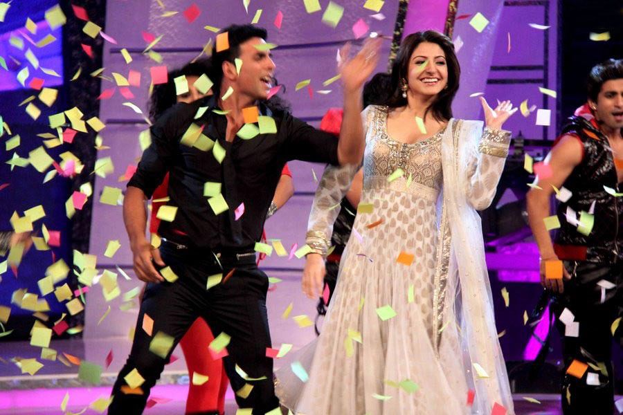 Entertainment World: Akshay Kumar New Look