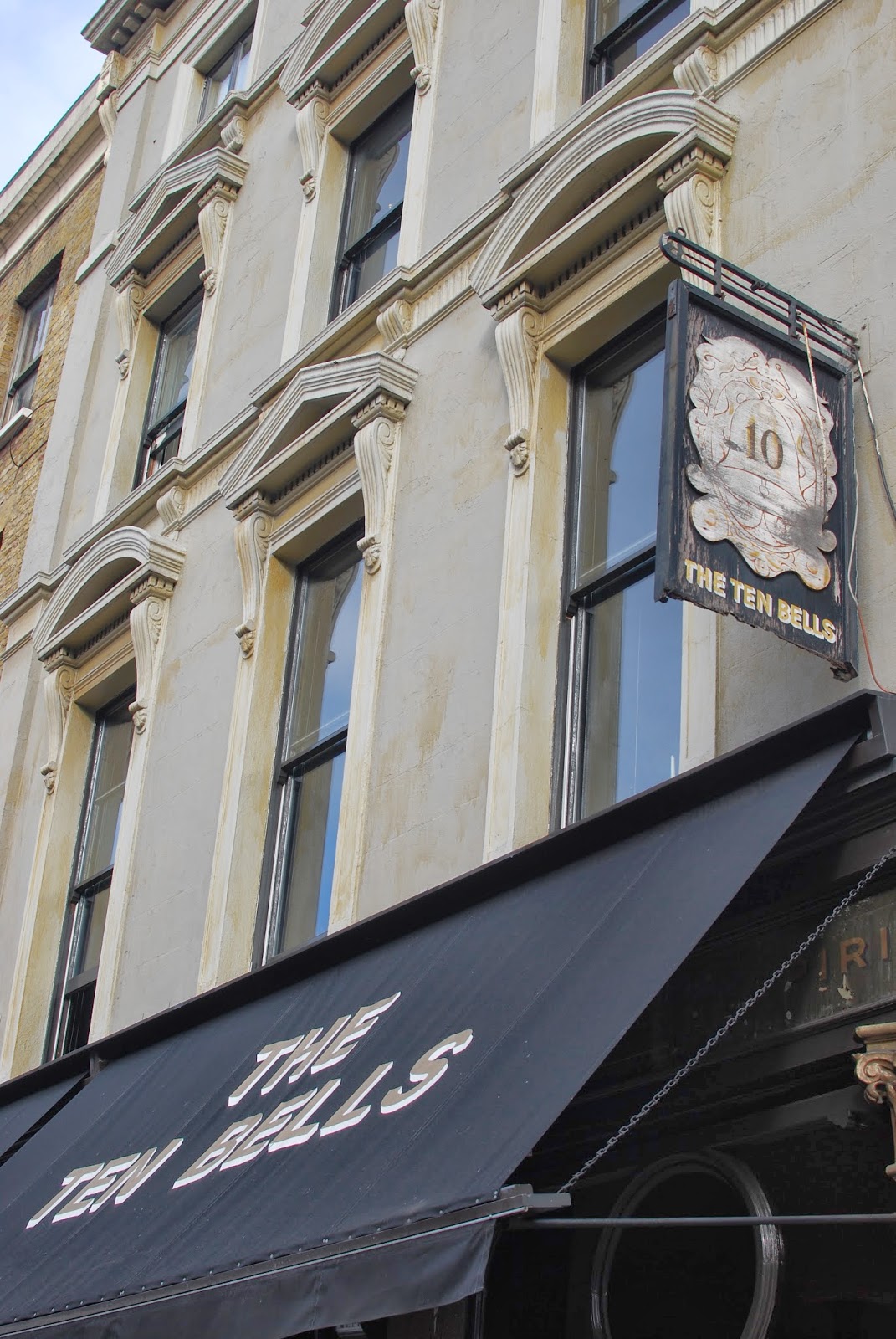 Essex Eating: Upstairs at The Ten Bells - London