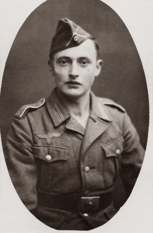 NAZI JERMAN: Album Foto Deutscher Soldaten (Tentara Jerman) #03