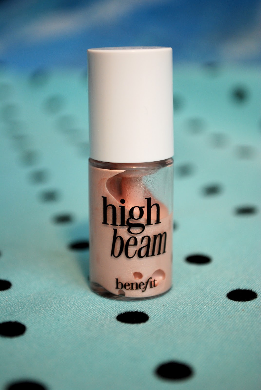 Studs and Dreams: Make-Up Review #2: Benefit High Beam